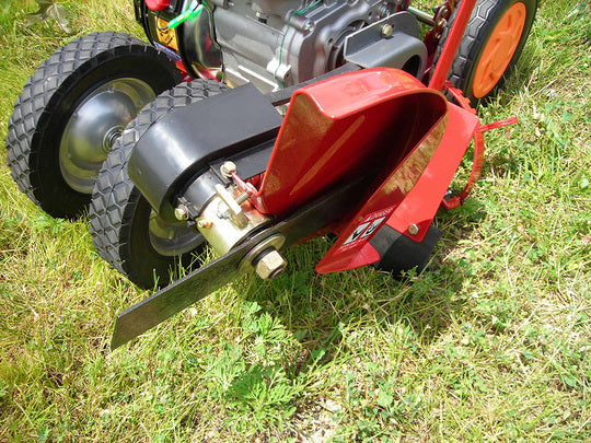 Bradley Even-Cut Commercial Walk-Behind Edger – Boyd Equipment & Supply